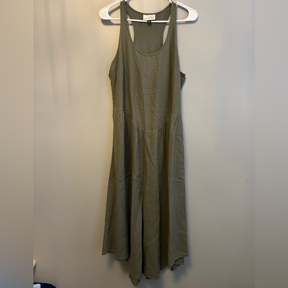 Universal Thread | Dresses | Universal Thread Olive Green Midi Dress ...